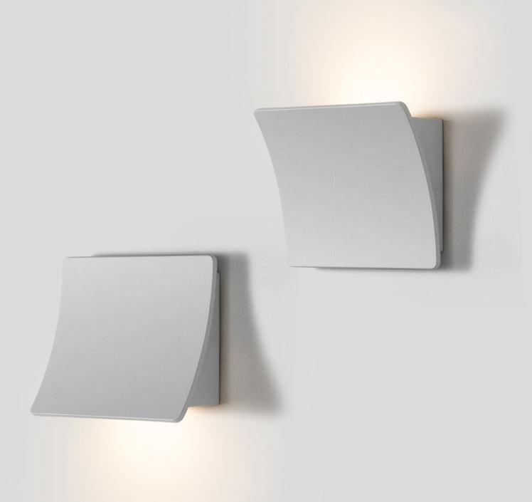 Nolan Wall Light– Mirrino Lighting