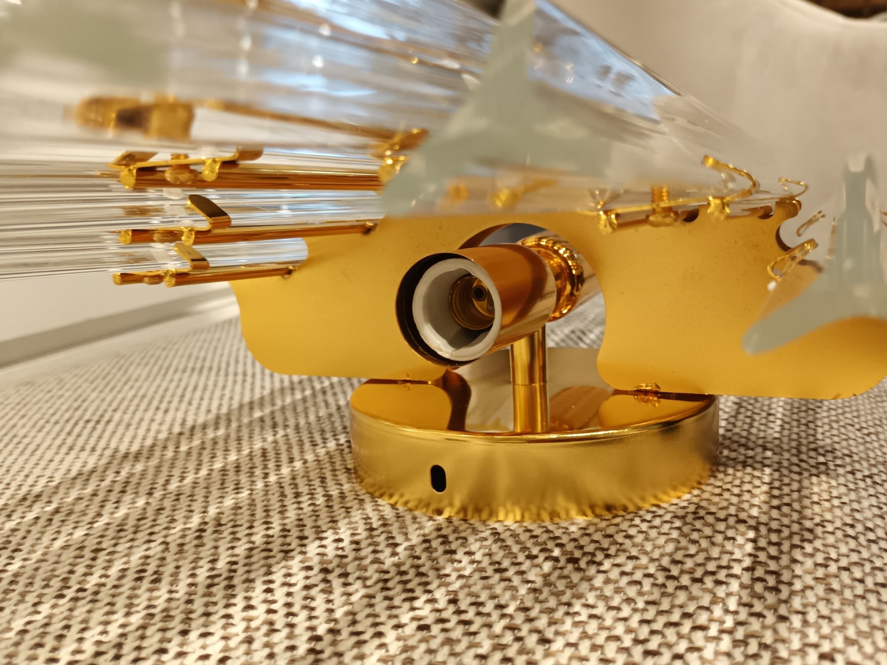 Ara Wall Sconce– Mirrino Lighting